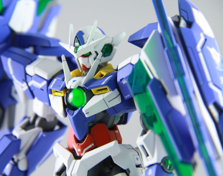 GUNDAM GUY: RG 1/144 00 Qan[T] Full Saber - Customized Build