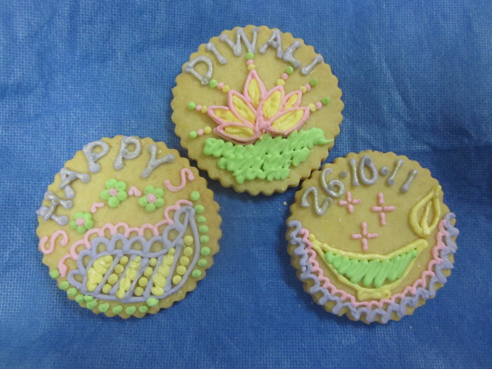 Sweet-Treatz: Deepavali Sugar Cookies