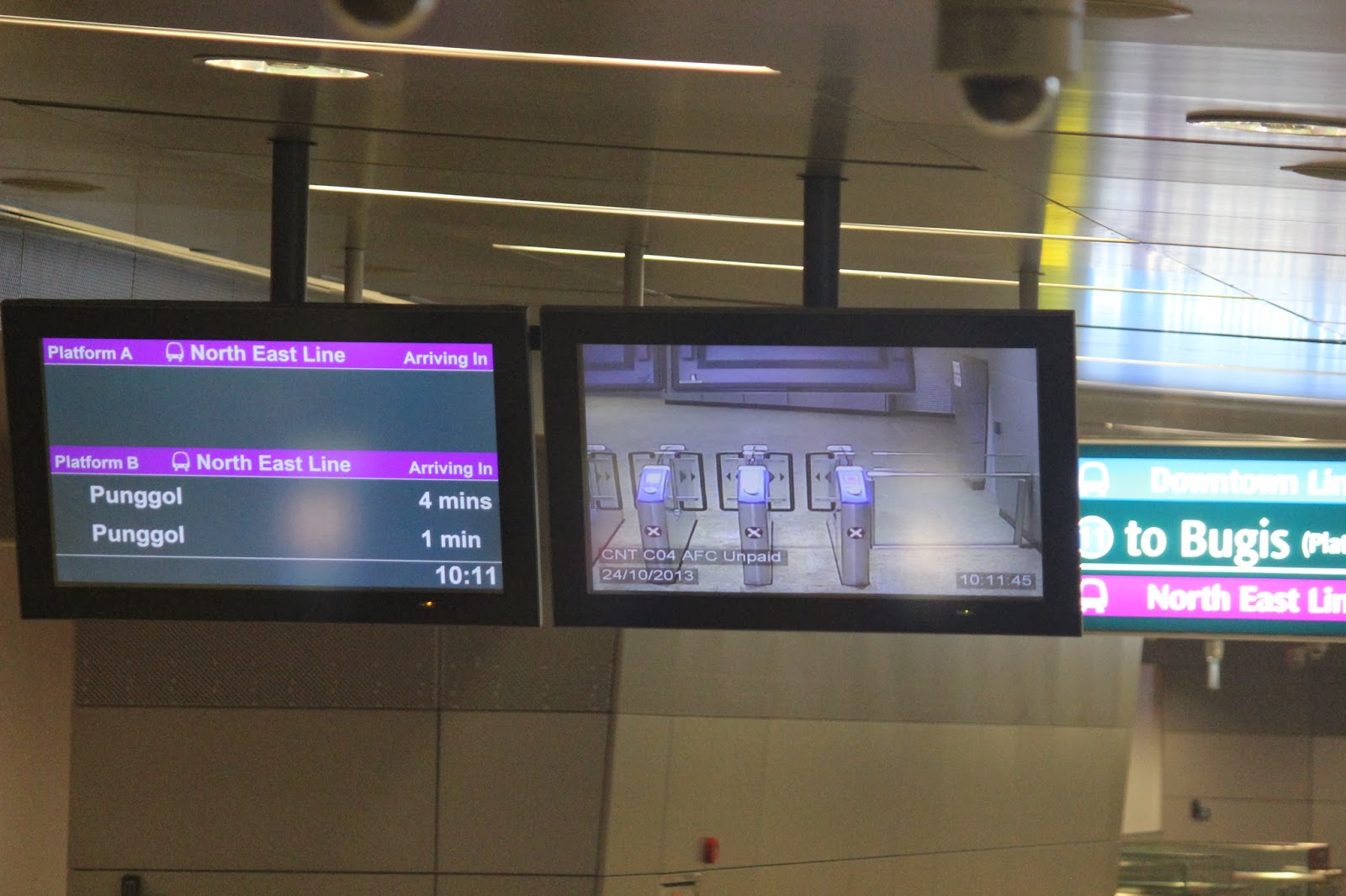 Downtown Line Construction: New display interfaces