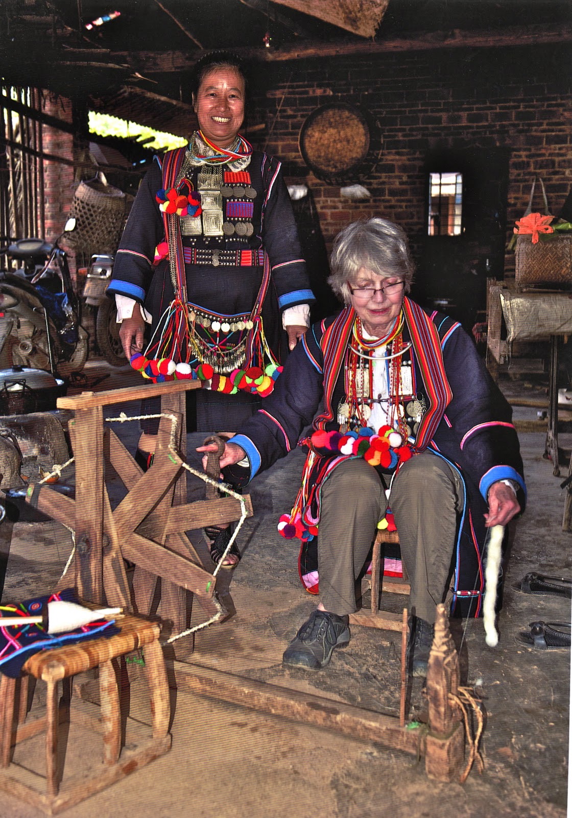 nomadsally: Rubber Plantation, Akha Village and Wedding