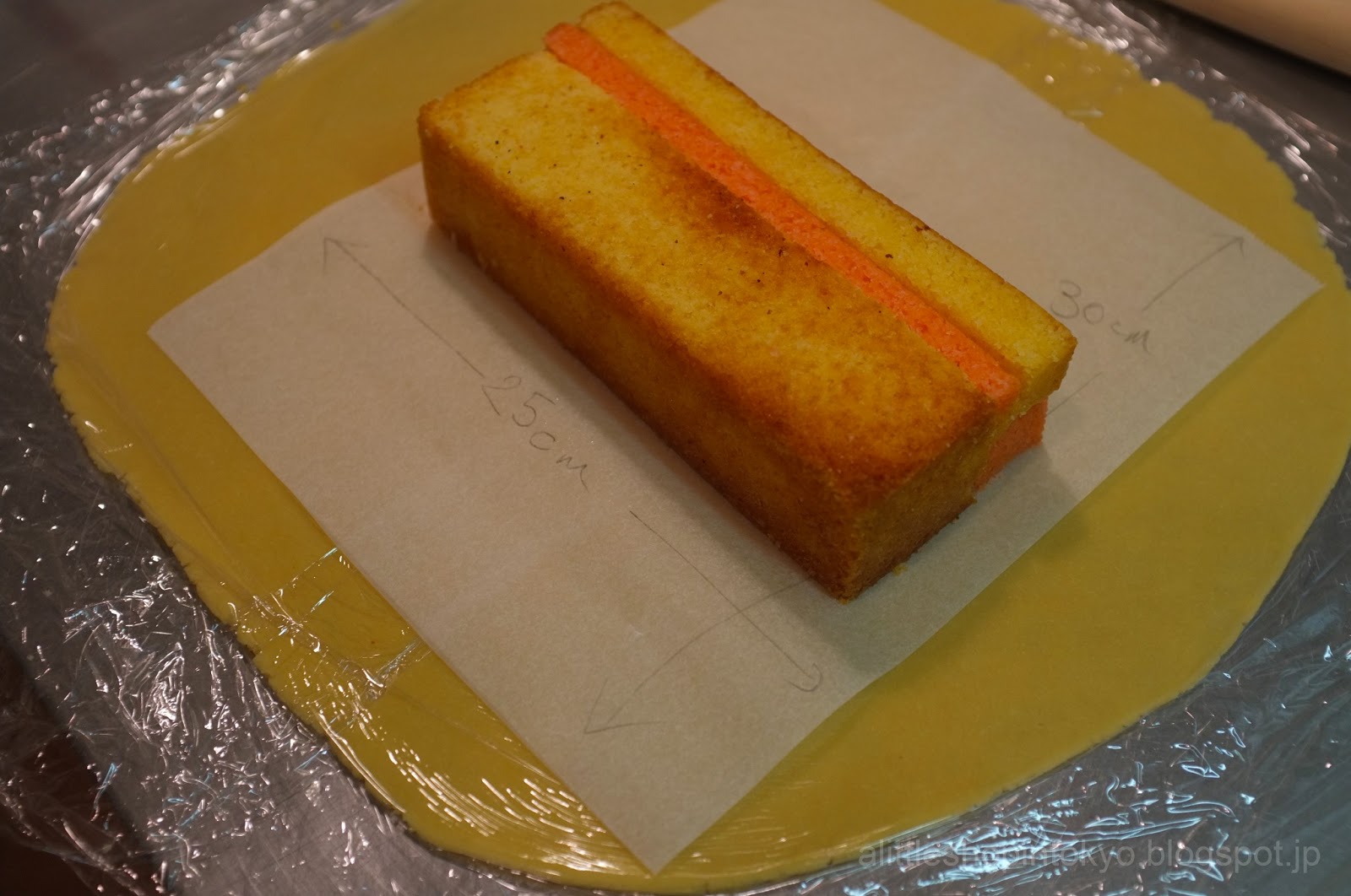 A little shop in Tokyo: Fibonacci cake, a golden ratio Battenberg ...