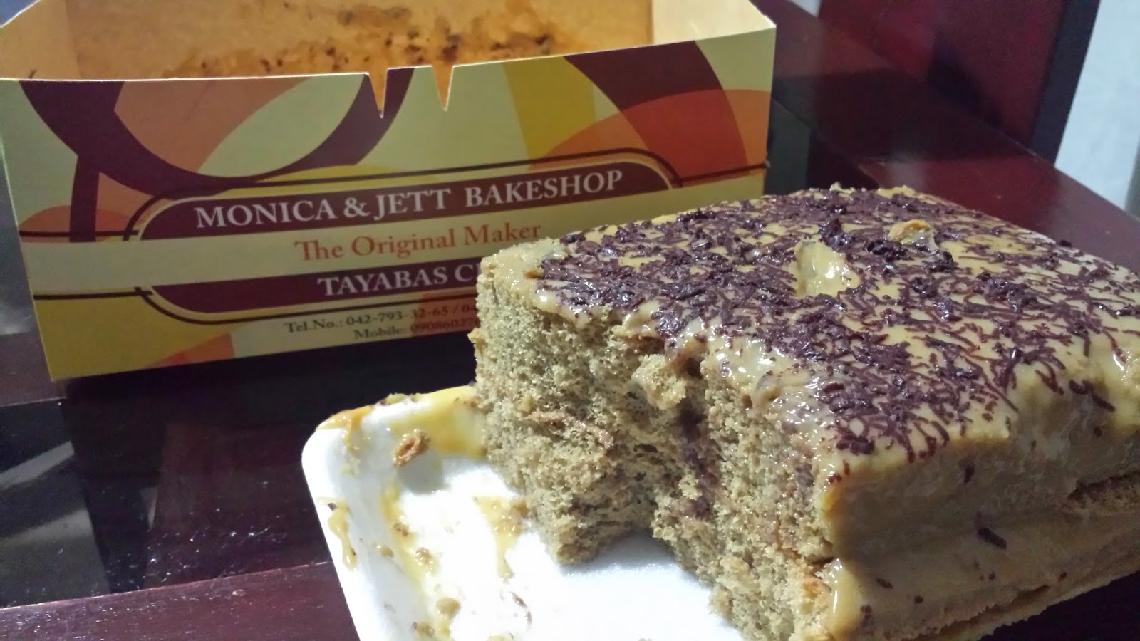 Rodillas Yema Cake - Merville