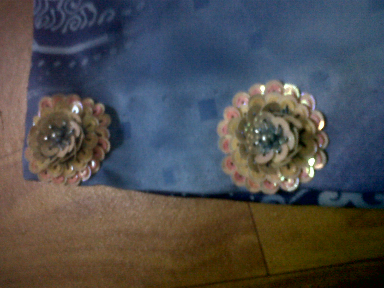 alialisakreatif by kolin zainal: labuci manik bunga 50 sen