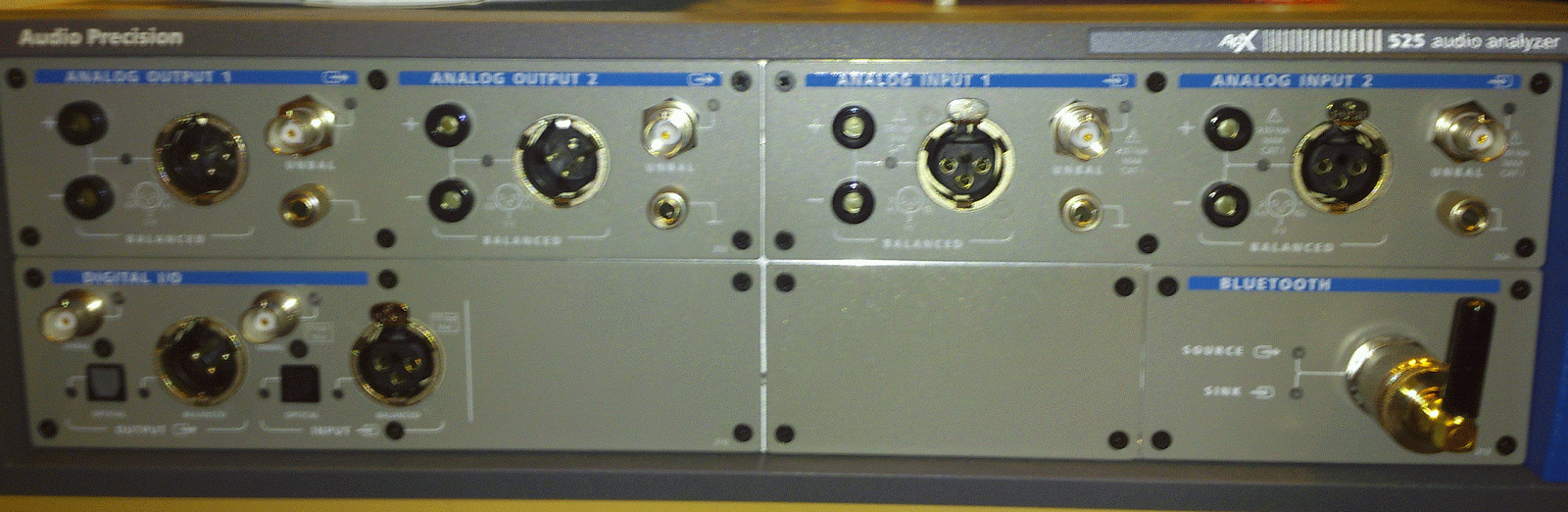 軟硬體的天空: AP525-Audio Precision聲音量測的高級貨