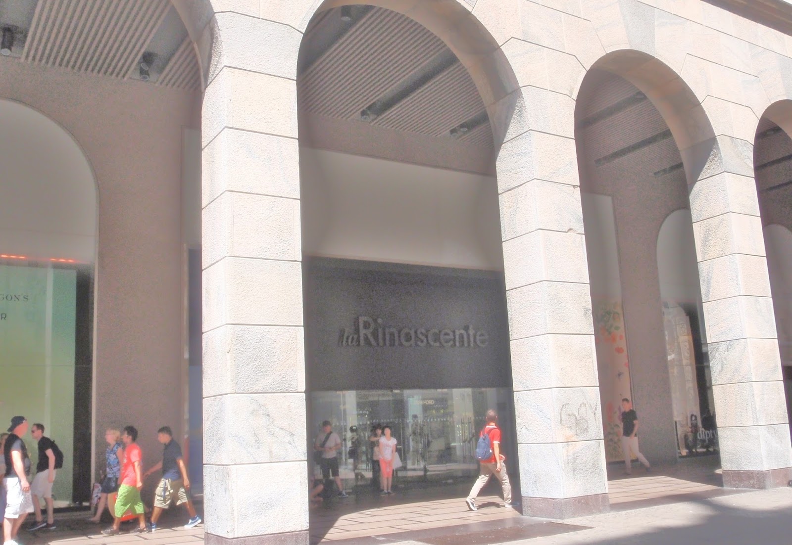 ミラノアルキ MILANO ARCHI: La Rinascente（ラ・リナシェンテ） ～ミラノで一番有名な百貨店