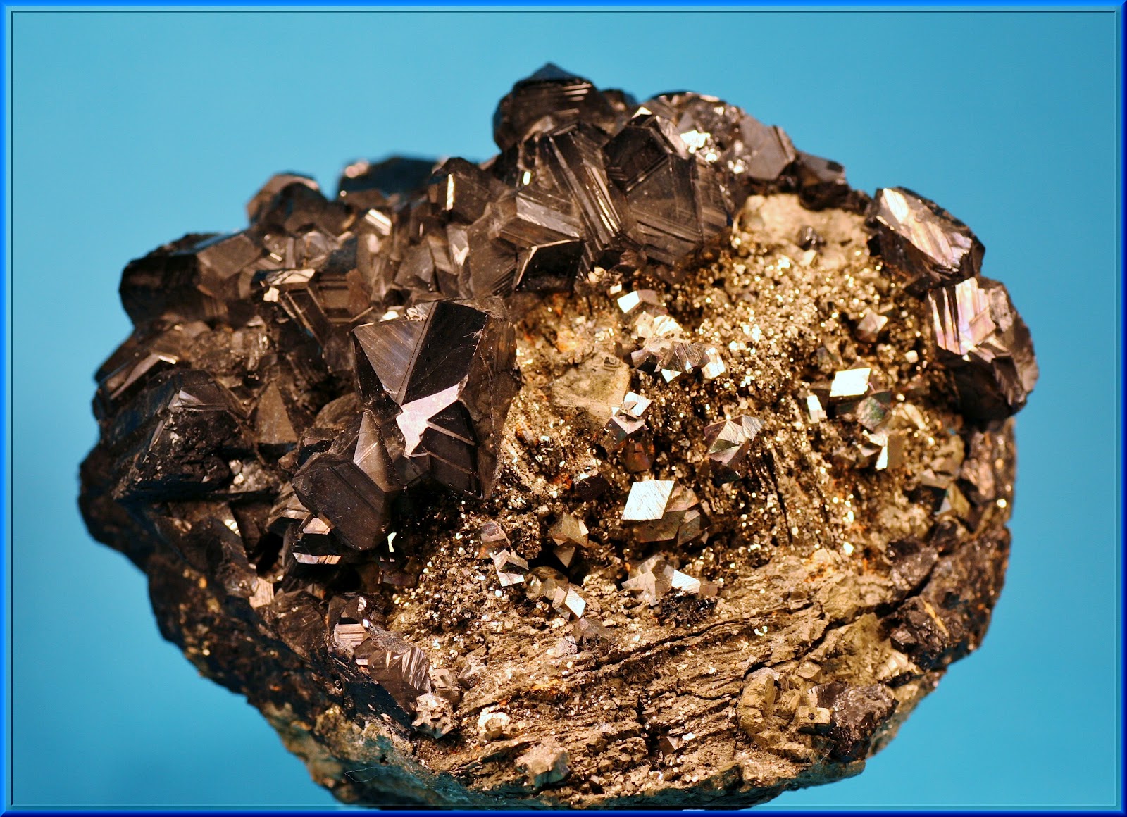 MINERALS GISPERT: EXEMPLARS DE TREPCA I DE CAVNIC