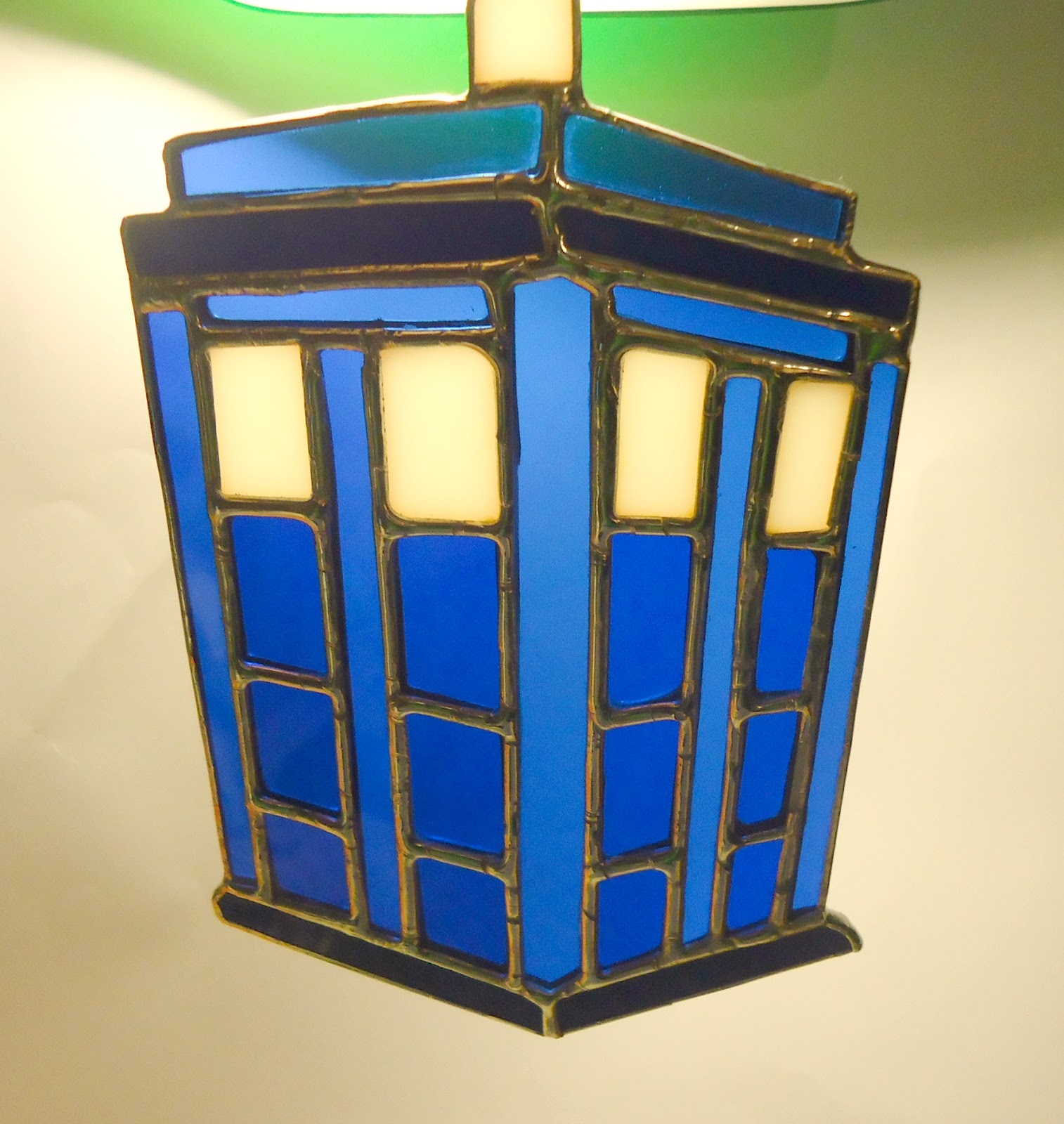 FaithsBizzar Stained Glass Art: My new Make for 2013 Stained Glass Tardis