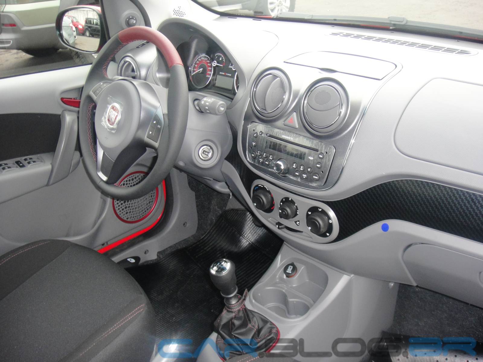 Palio Sporting x HB20 Comfort Style x Chevrolet Onix LTZ 1.4