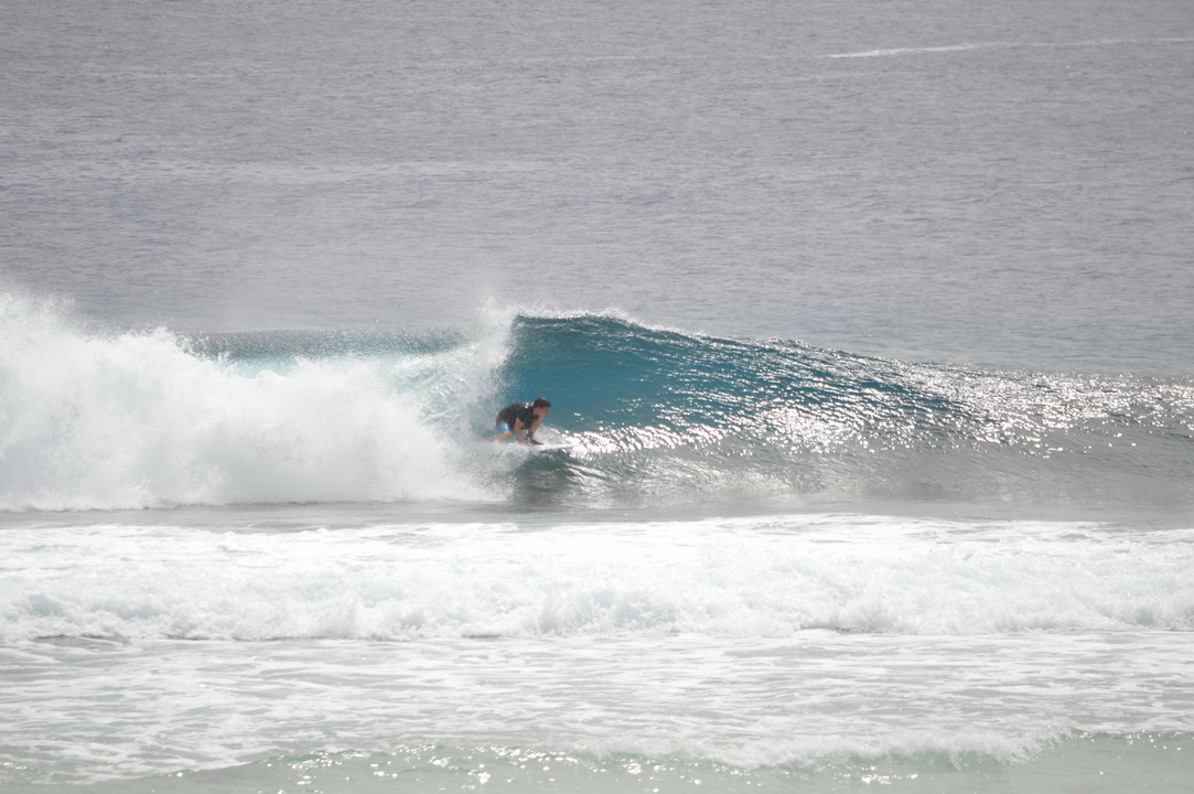 Bliim's Blog: Surfing the Menen Hotel Break in Nauru