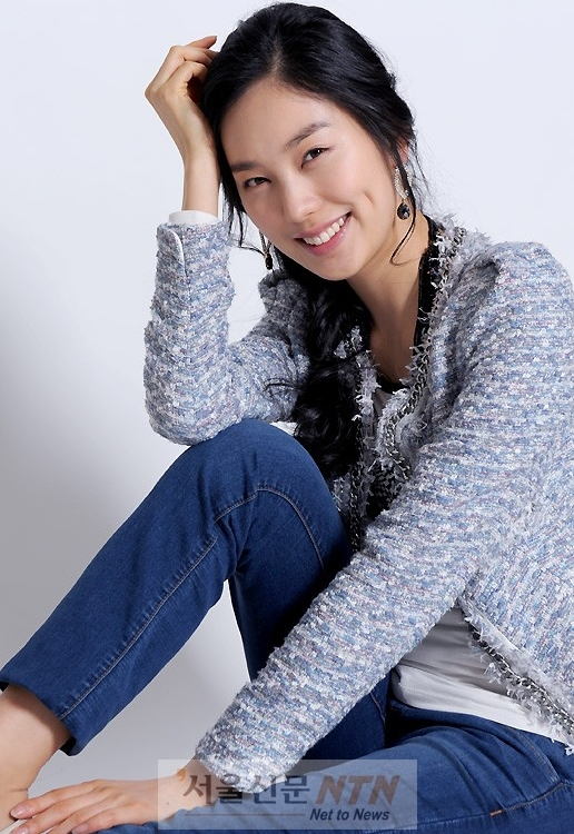 Hwang Sun Hee | Artists From Asia