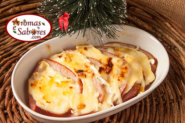 Aromas e Sabores: Tender com queijo brie e geleia de damasco