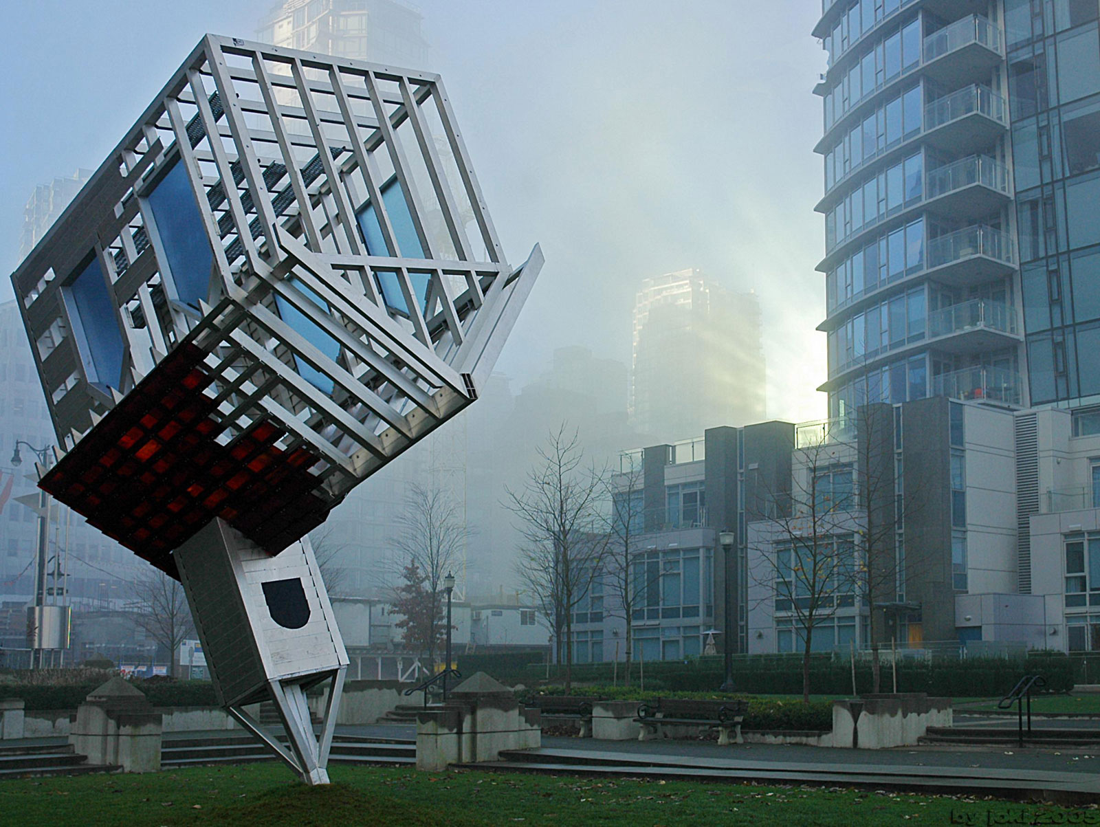 15 mind-bending buildings that defy gravity