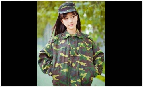 (5Gambar) Jiajun Yan, Anggota Tentera Paling Cantik Sekali di China. - PiNg SaMa DiA