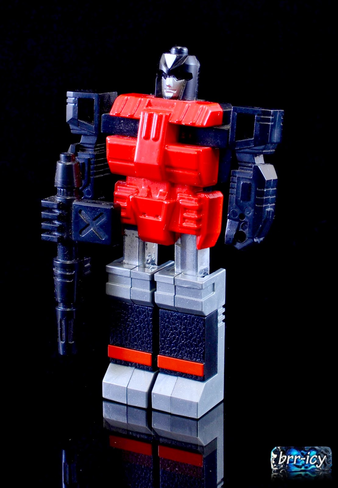 Brr-icy's Transformers Reviews: Japanese Reflector (21)