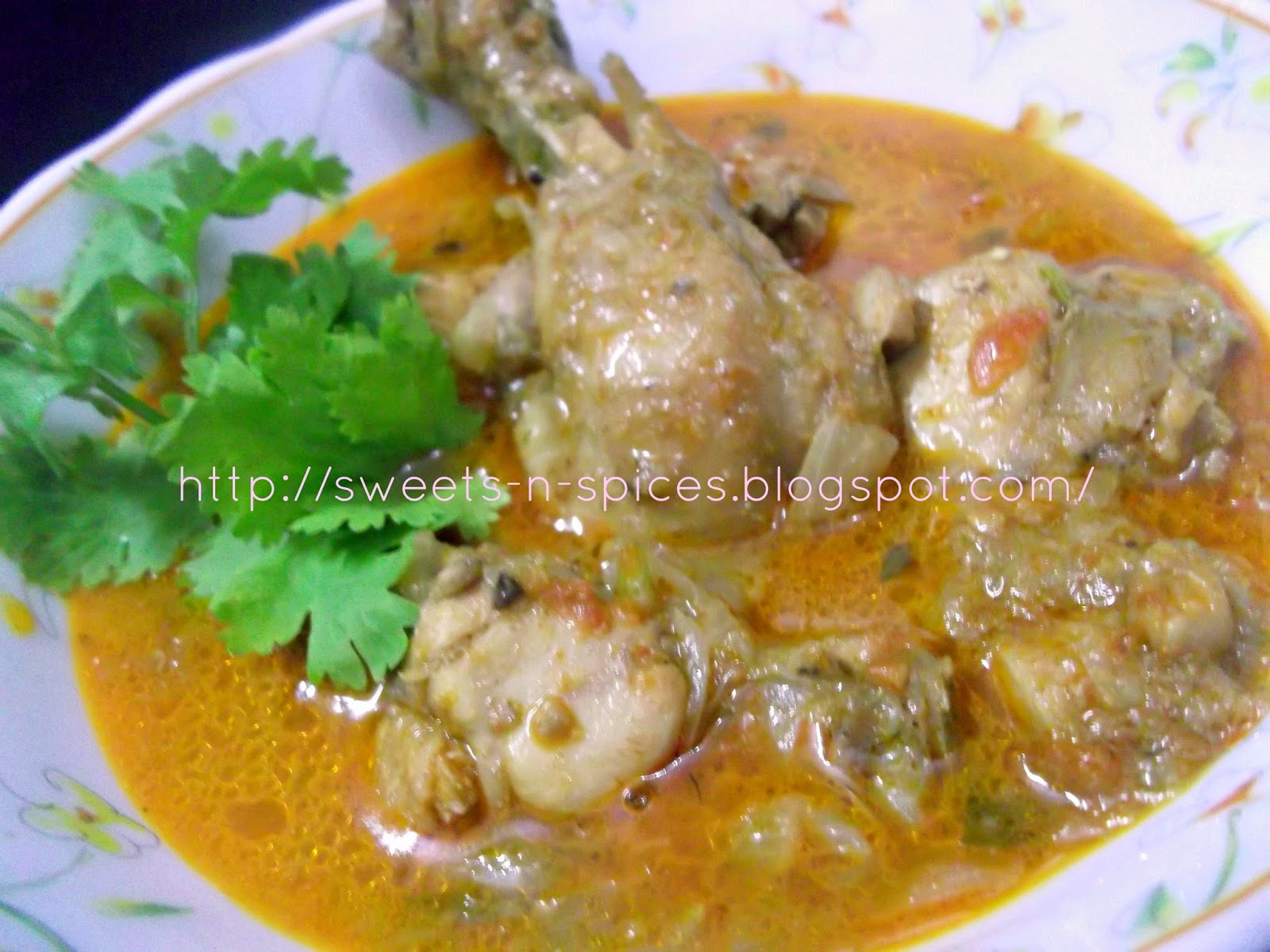 Chicken Shorba - Pressure Cook Method | Sweets & Spices