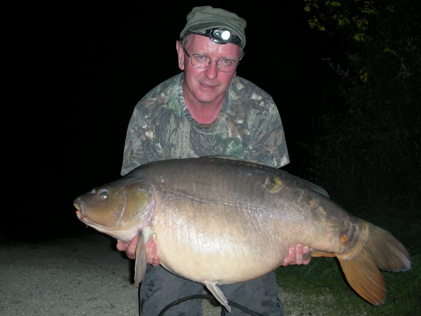 Carp fishing with Hortonfishing.com: Graviere des Saules : Steve ...