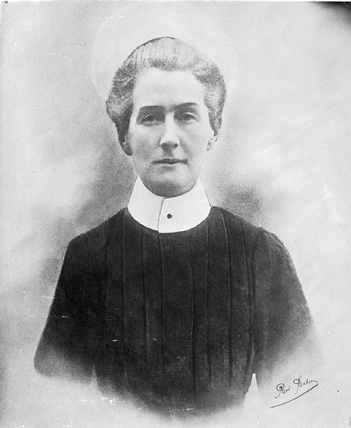 Historical men and women: Nurse Edith Cavell