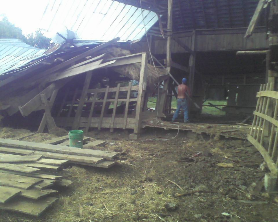 Reclaimed By Floyd : Barn Demolition-Solid Wood-Beams-Timbers-Lumber