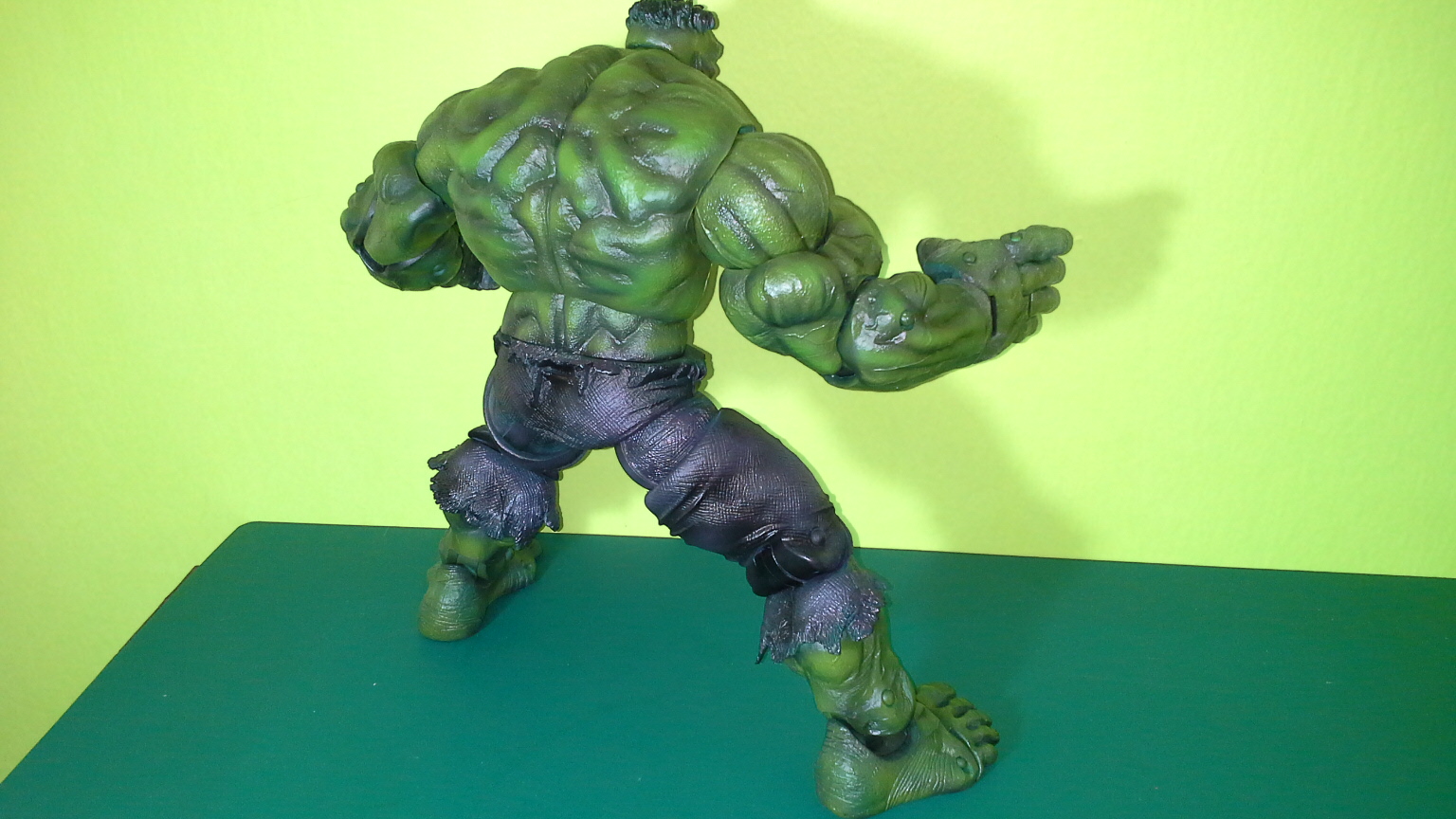 JUST Custom Toy: Custom repainted version of Pitt vs Hulk