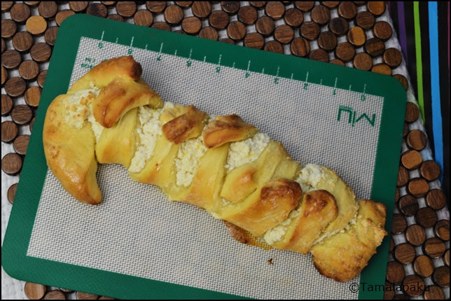 Russian Cheese And Lemon Bread - Russia ~ Tamalapaku