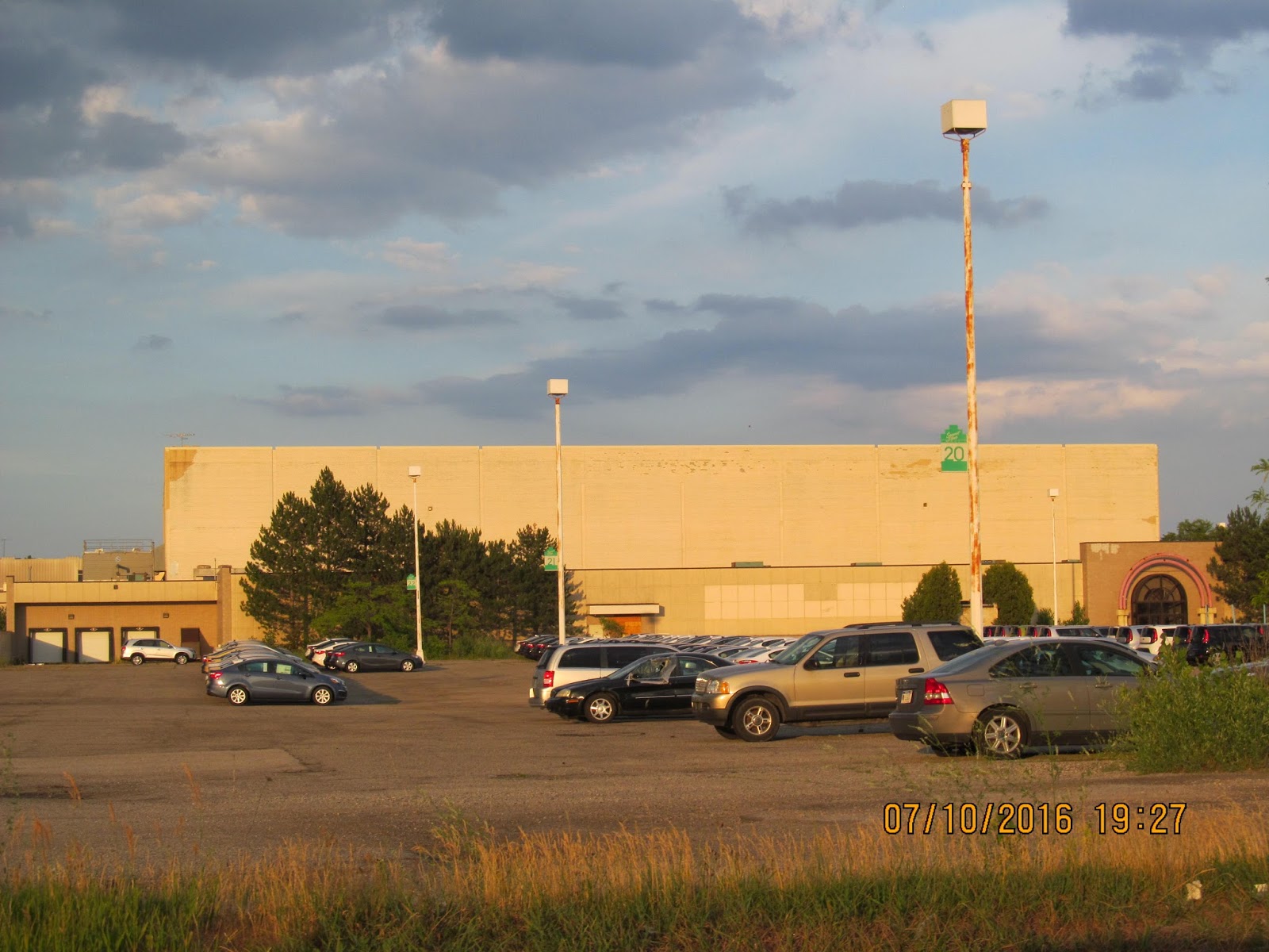 Trip to the Mall: Summit Place Mall- [Waterford Township (Pontiac ...