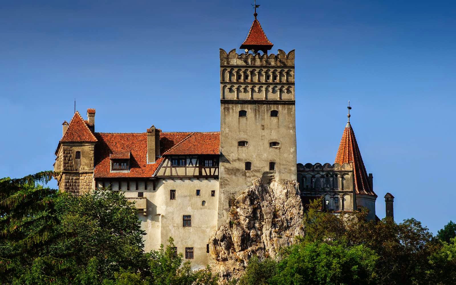 INTO THE VAGUE: Bran Castle and Bram Stoker