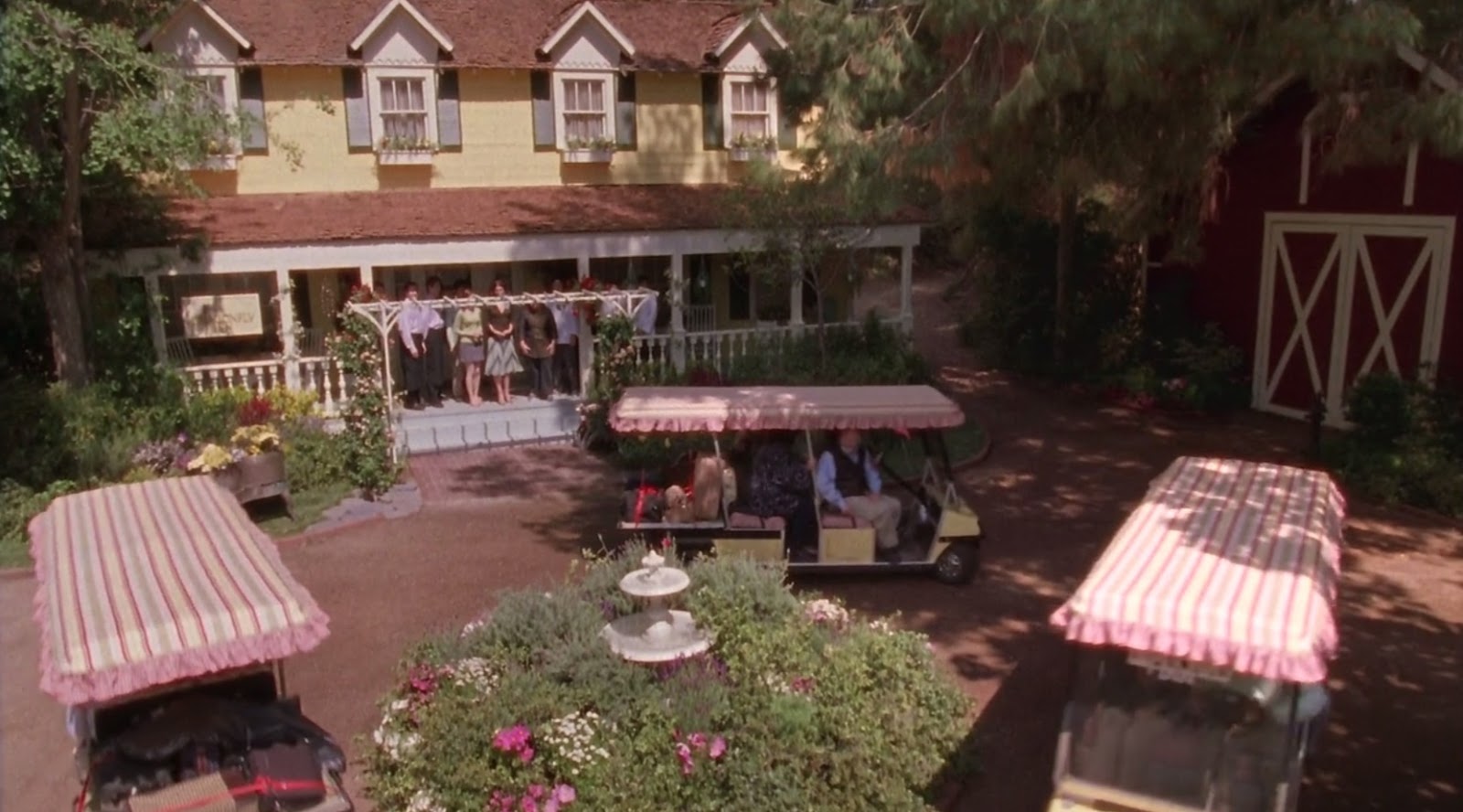 Filming Locations of Chicago and Los Angeles: Gilmore Girls: Season 1 ...