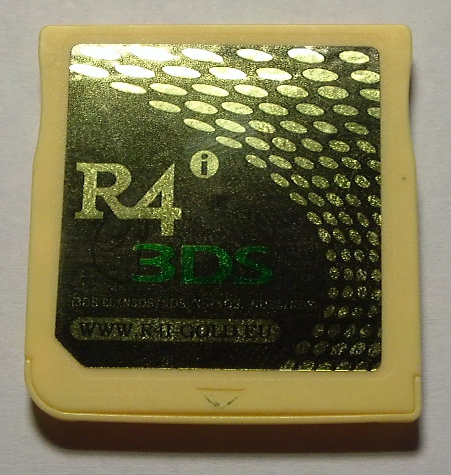 Beyond Consoles: R4i Gold 3DS Review (r4i-gold.eu)