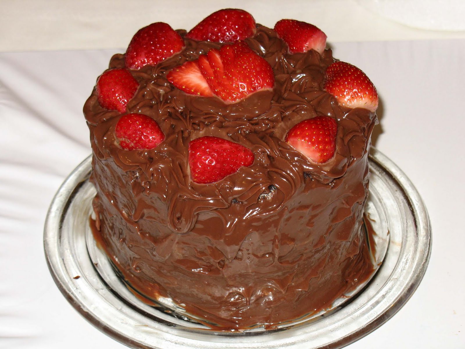 "ConsCake": Bolo de Chocolate com Morango