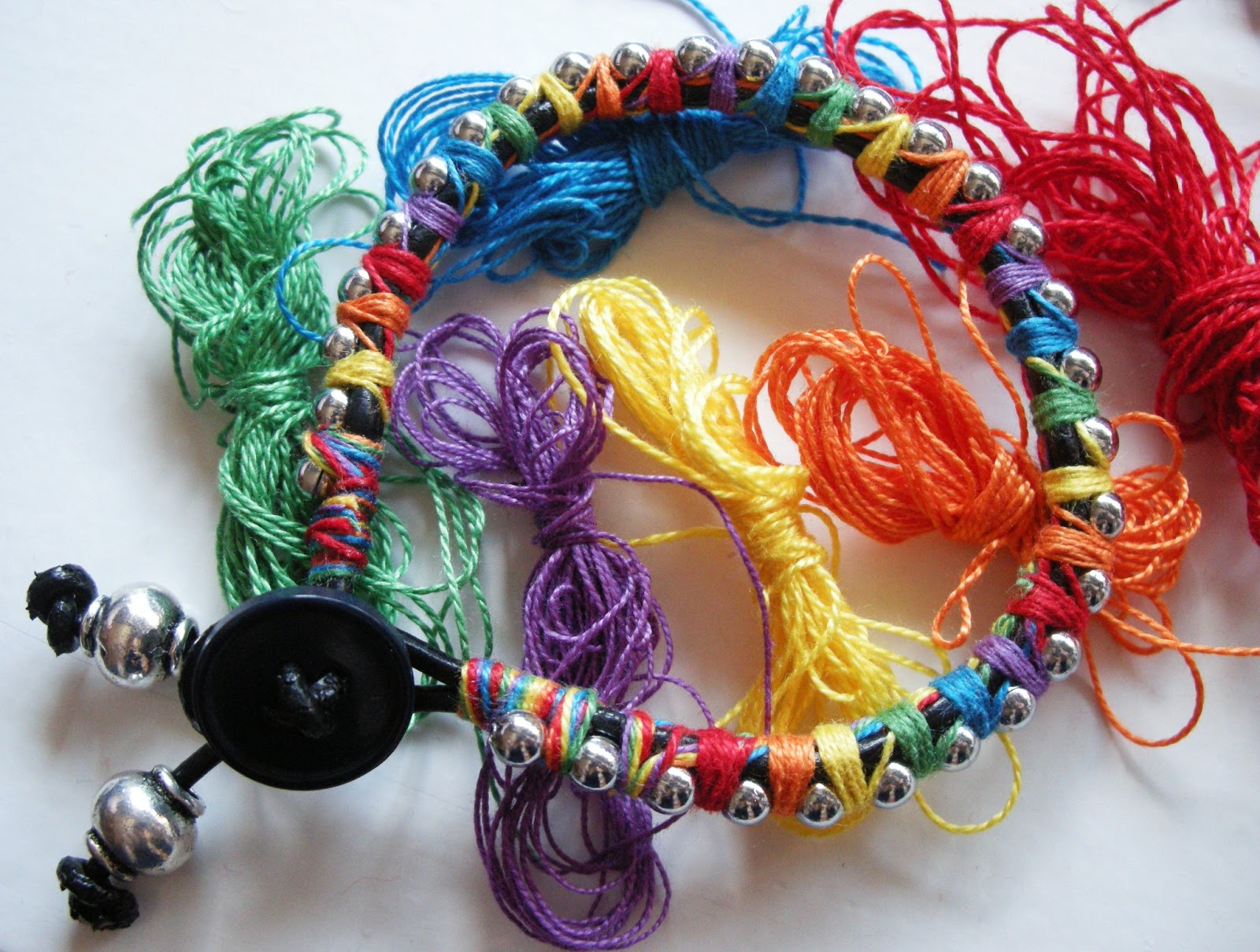 Pekitas de glamour: PULSERAS VERANIEGAS