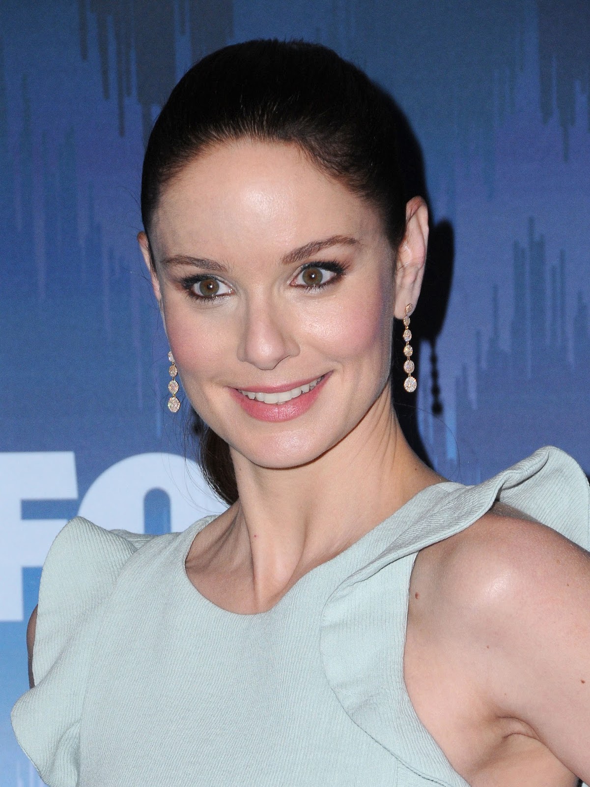 Daily Celebrities Paparazzi, Candid and Photoshoot Pictures: Sarah ...