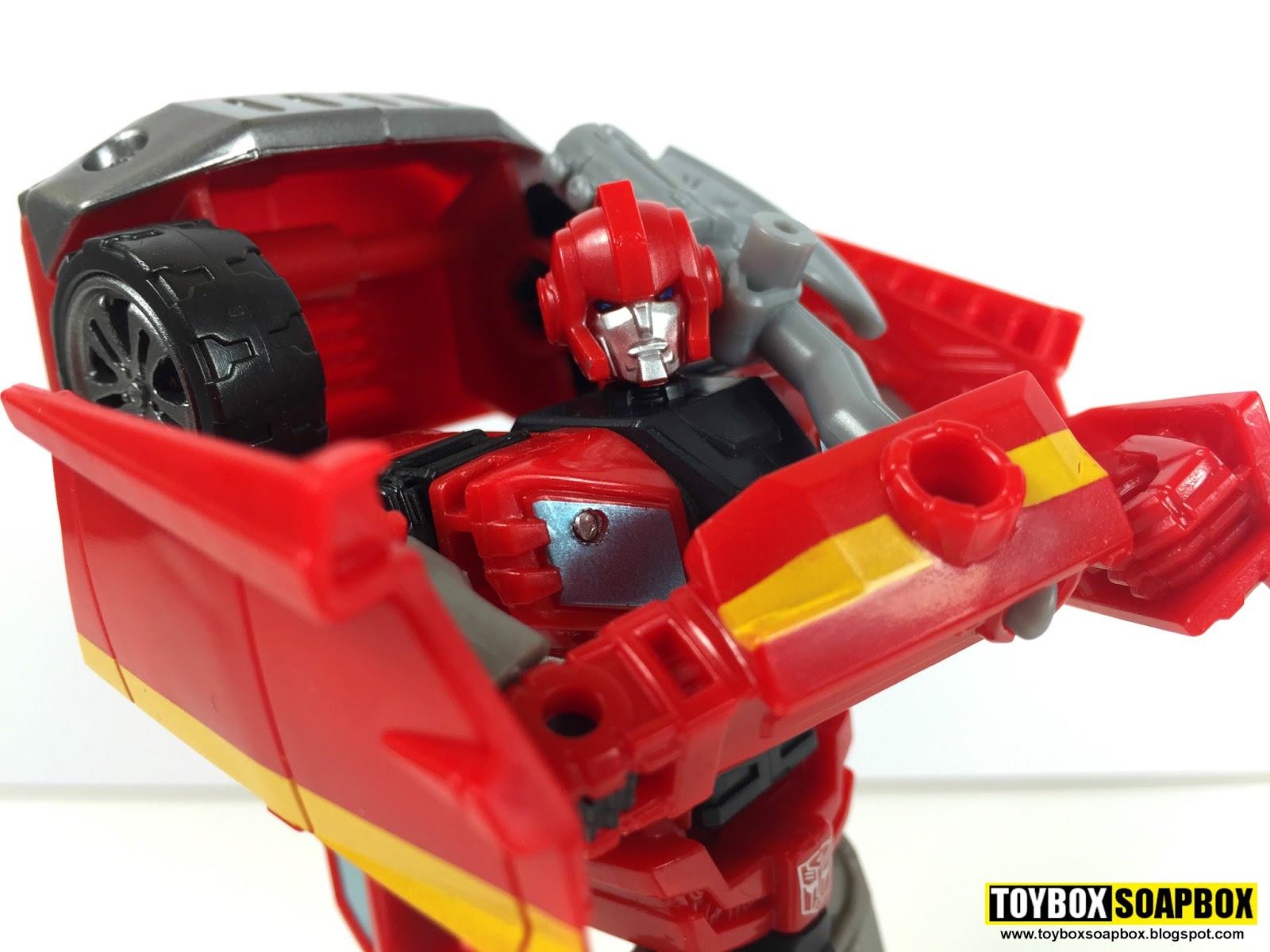 Toybox Soapbox: Combiner Wars Ironhide Review