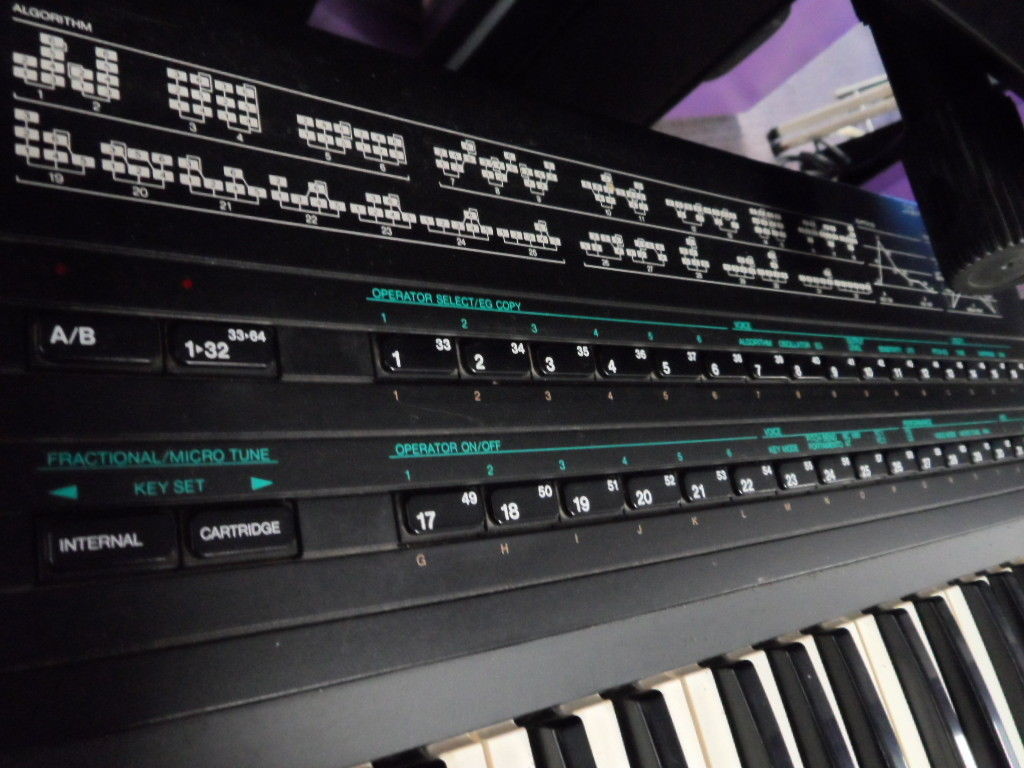 MATRIXSYNTH-B: Yamaha DX7 II FD