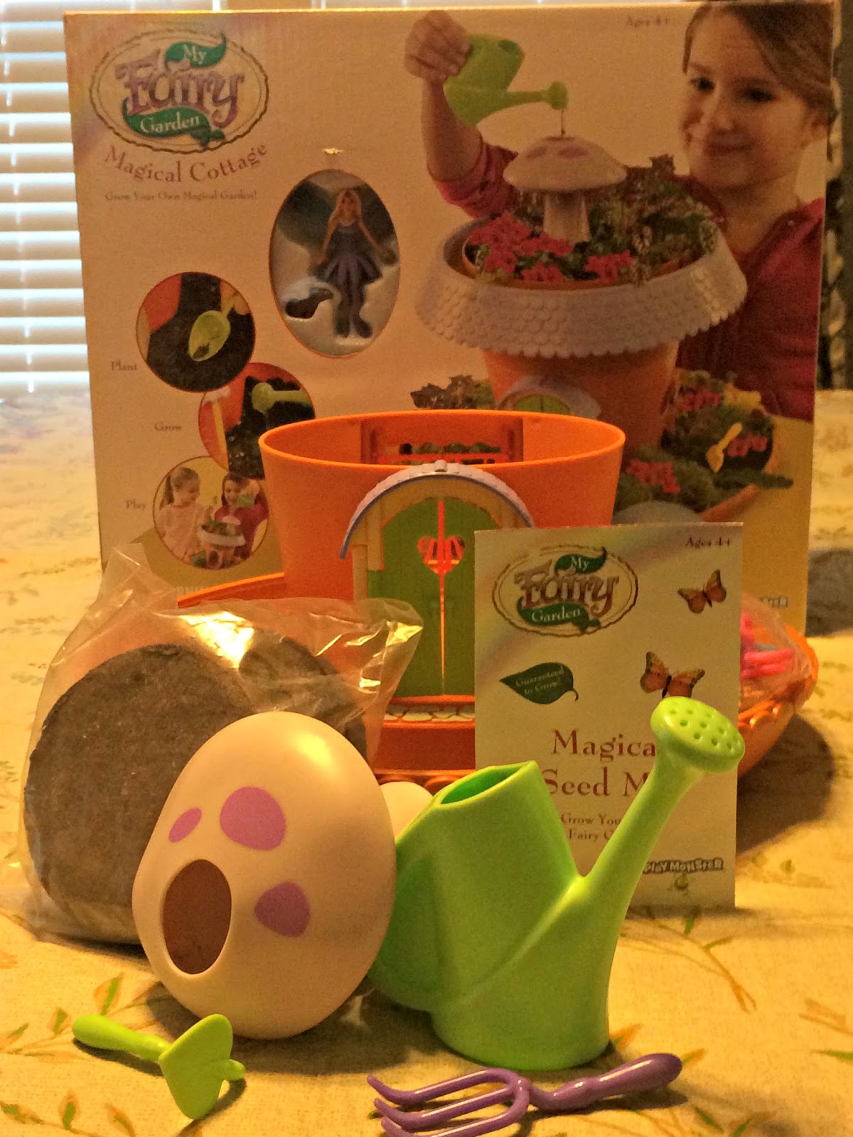 A GEEK DADDY: My Fairy Garden Magical Cottage from PlayMonster Toys