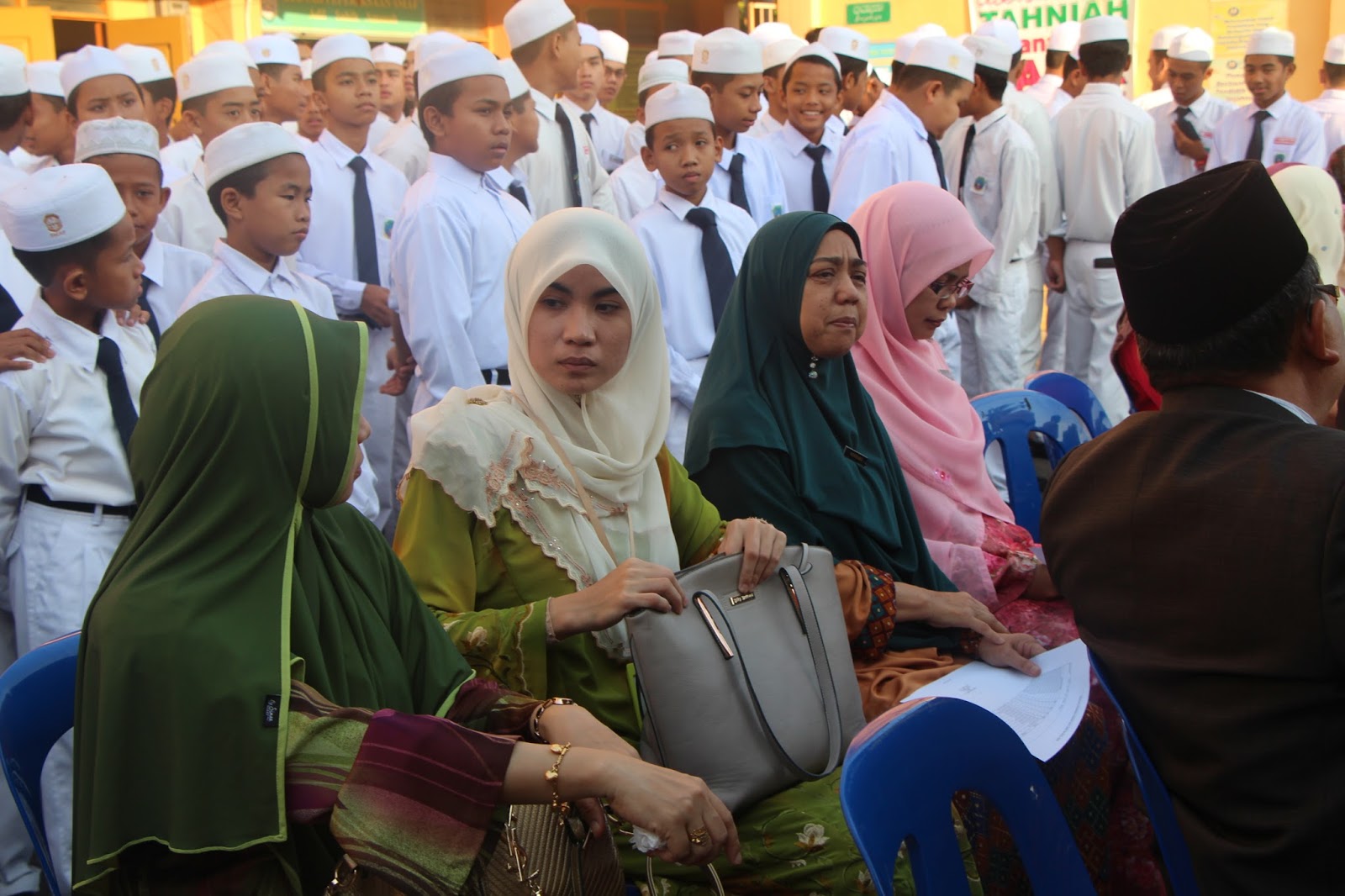 Sekolah Menengah Agama Fauzi: Majlis Pelantikan Dan Penyerahan Watikah