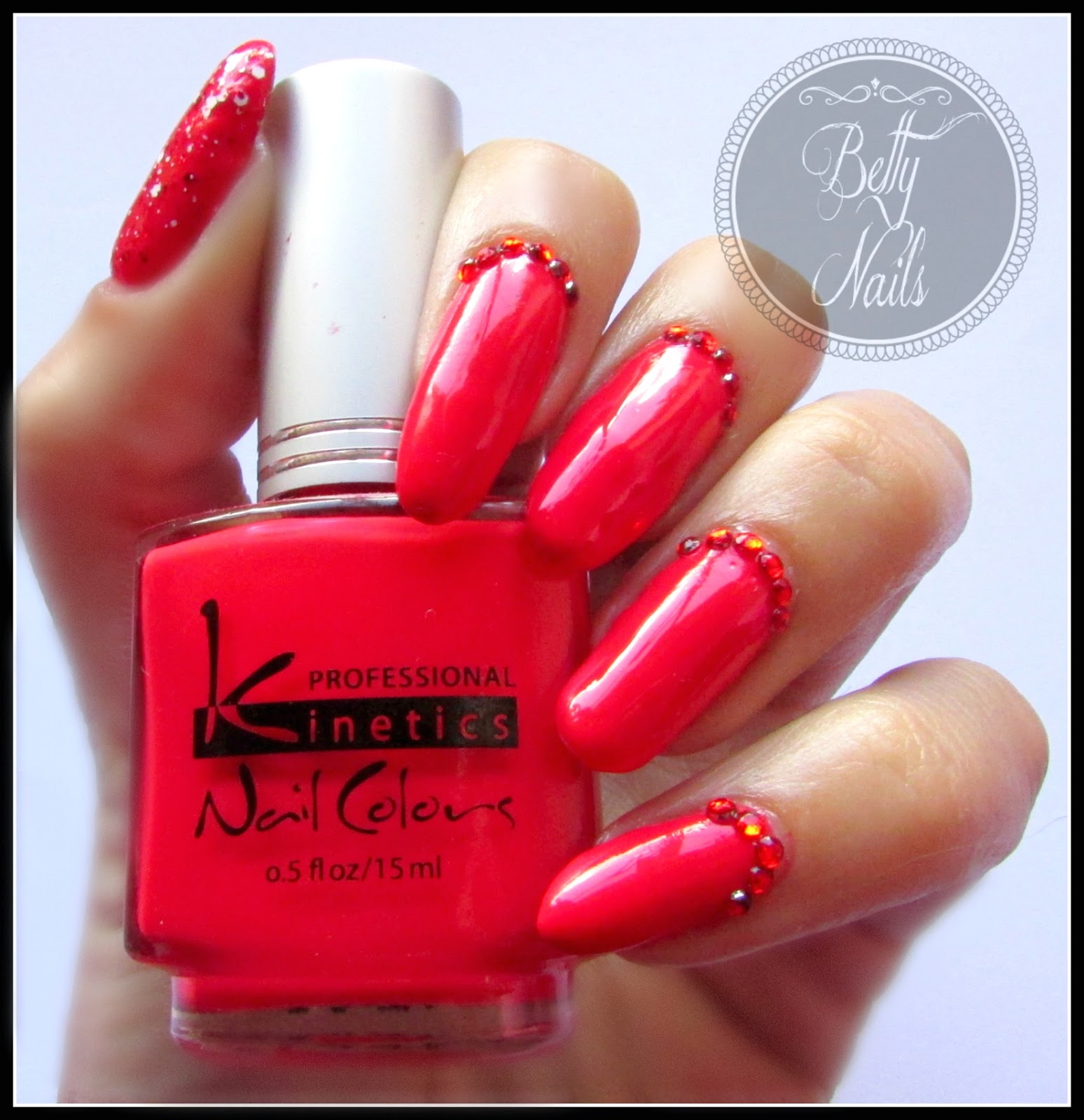 Betty Nails: Kinetics Magnolia Collection - Swatches and Review