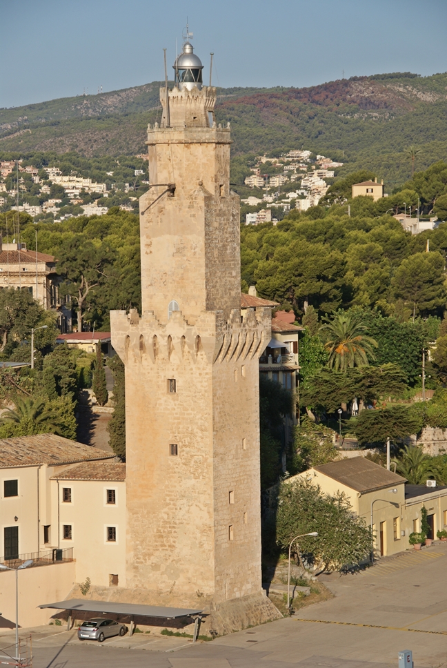 Neal's Lighthouse Blog: Far de Porto Pi, Mallorca, Spain