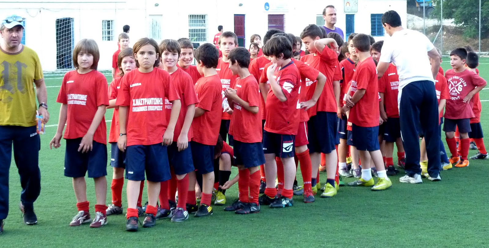 Sportifico.gr: Α.Ο ΔΙΑΝΑ ΗΛΙΟΥΠΟΛΗΣ