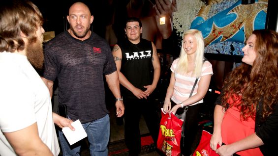 Top 7 real life friends in the WWE | wrestling