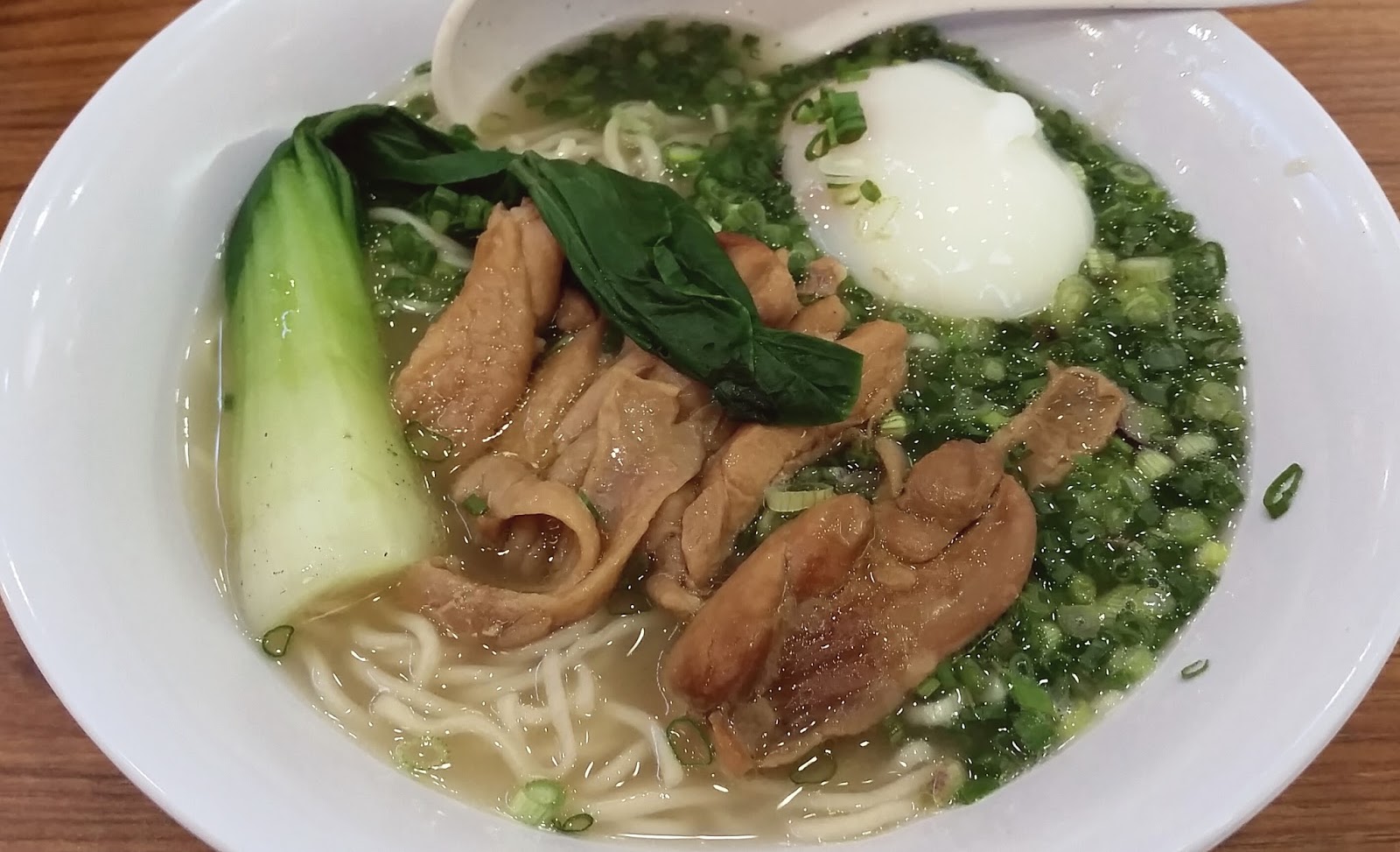 UTOPIA: Tesco Coffee Bun & Sukiya Ramen