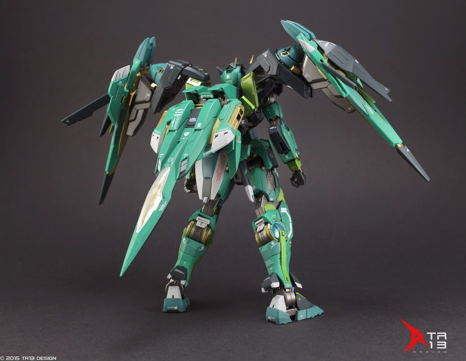 Custom Build: MG 00 Raiser "GN Overdrive"