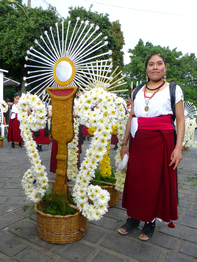 Oaxaca-The Year After: La diosa de Tlacolula - The goddess of Tlacolula