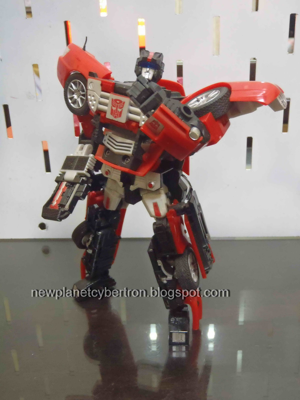 New Planet Cybertron: Transformers Review: Windcharger (Alternators)