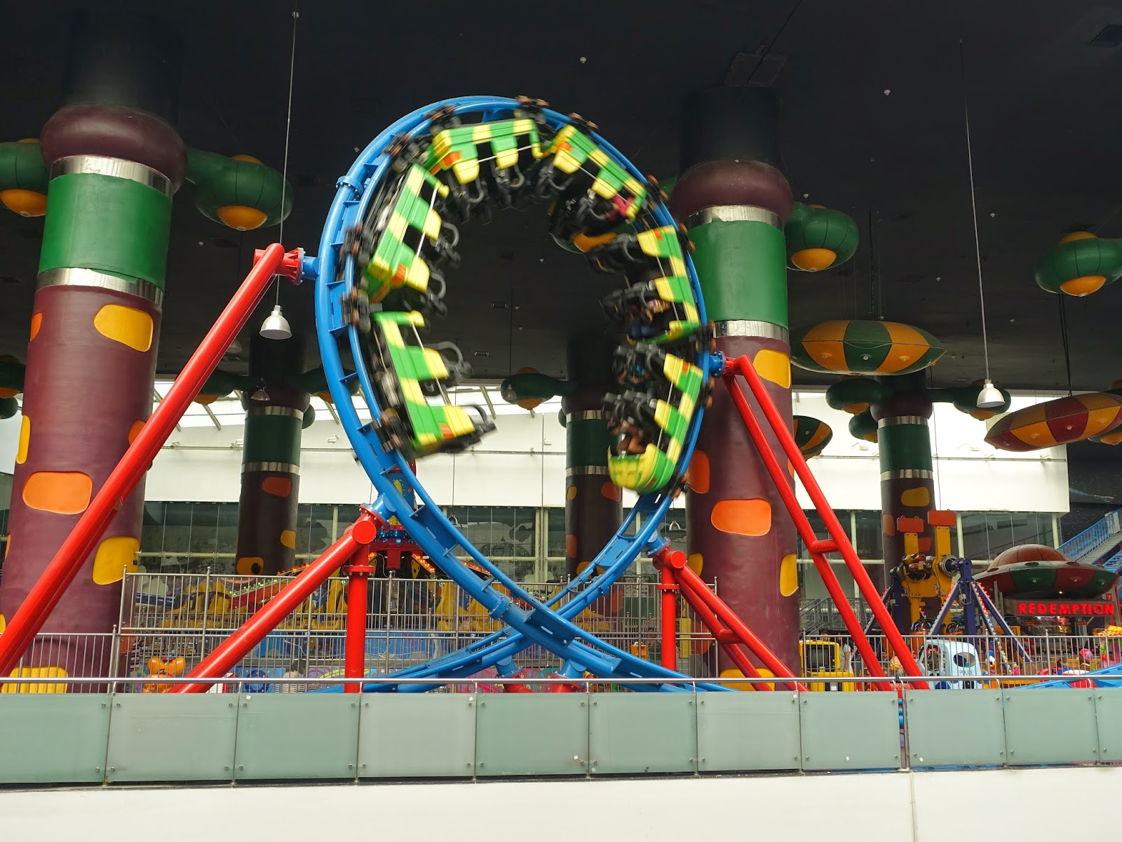 Malcolm's India Trip: Infinity Mall