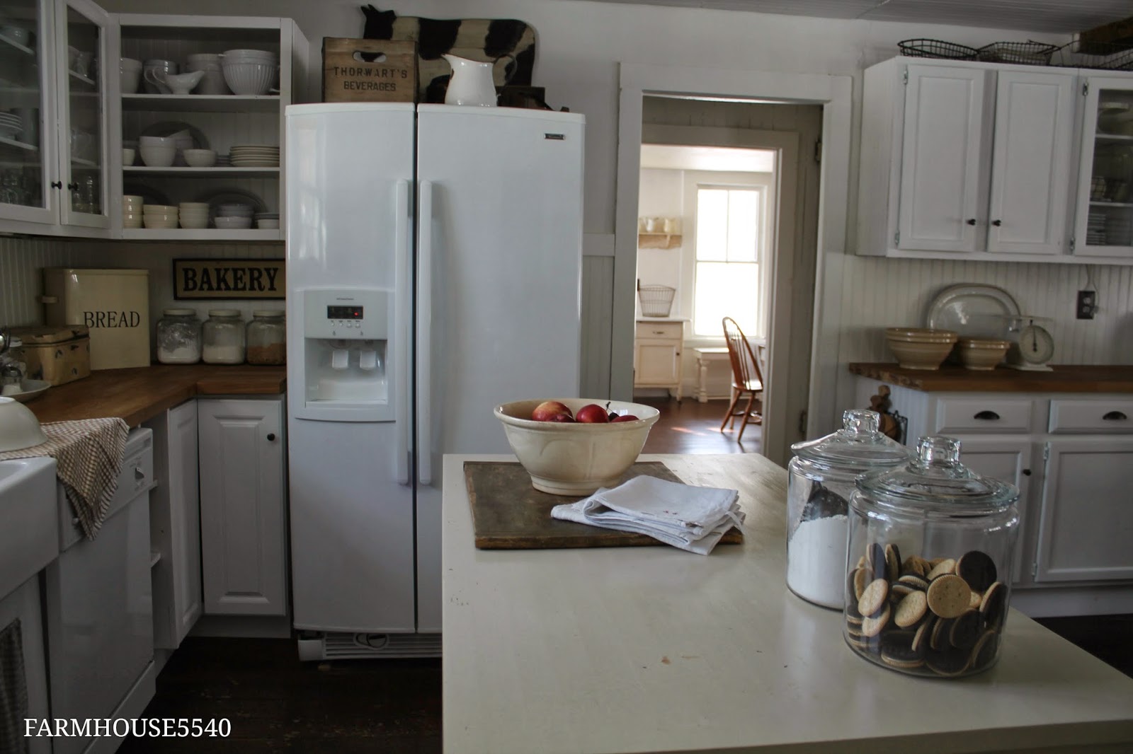 FARMHOUSE 5540: Family Room Part Three