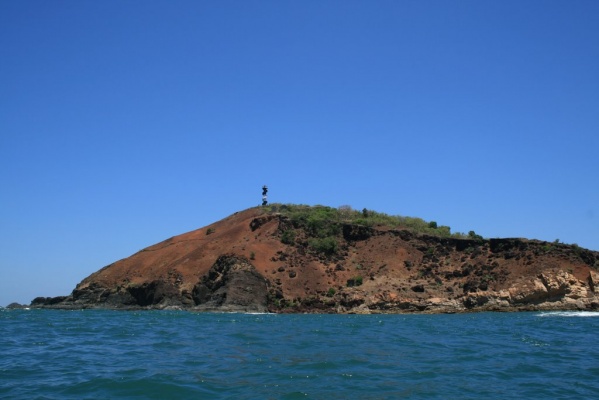 Travel World Blog: PEQUENO (OR) BAT ISLAND GOA