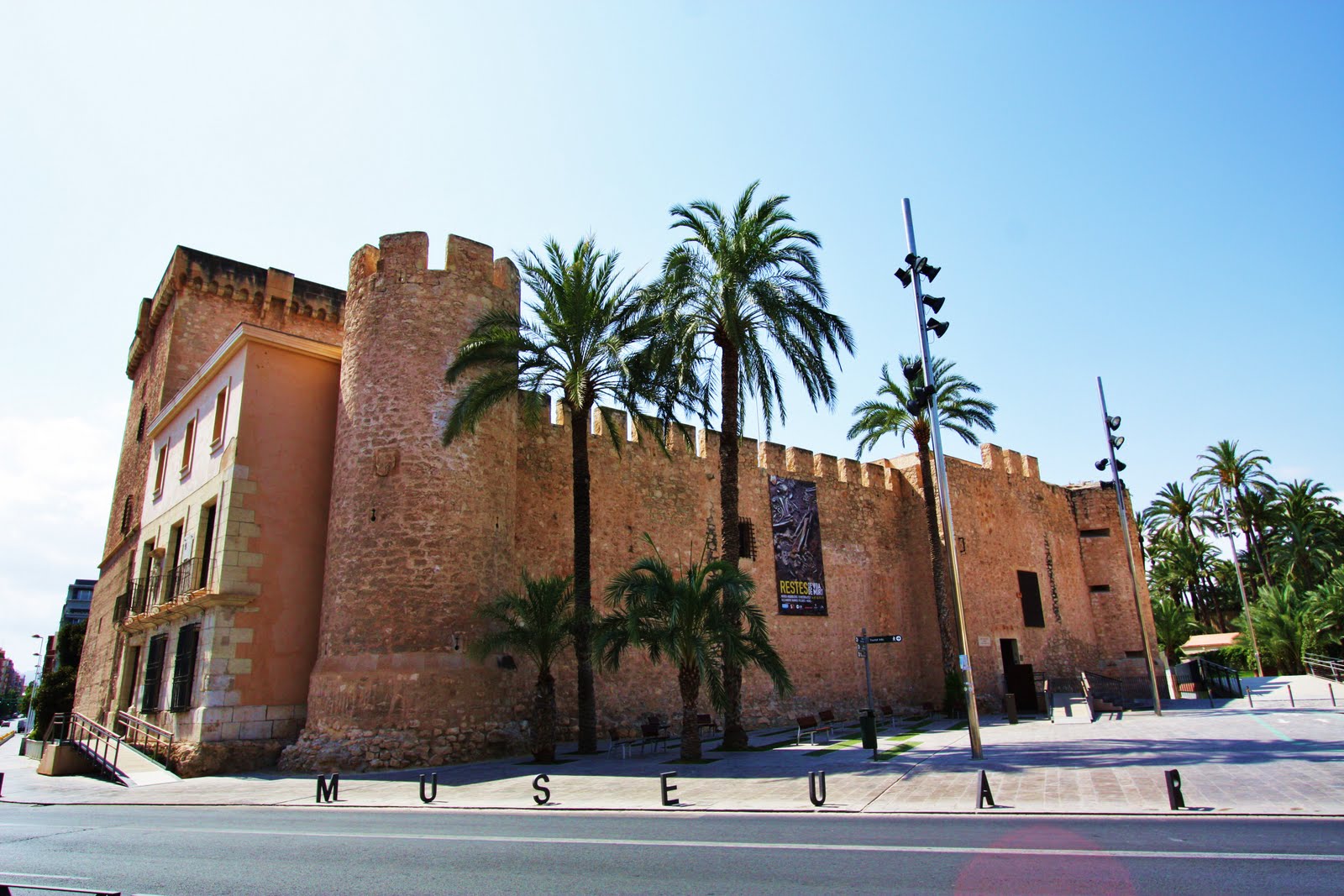 Elche, Alicante, Comunidad Valenciana ~ The Wandering Stardust ...
