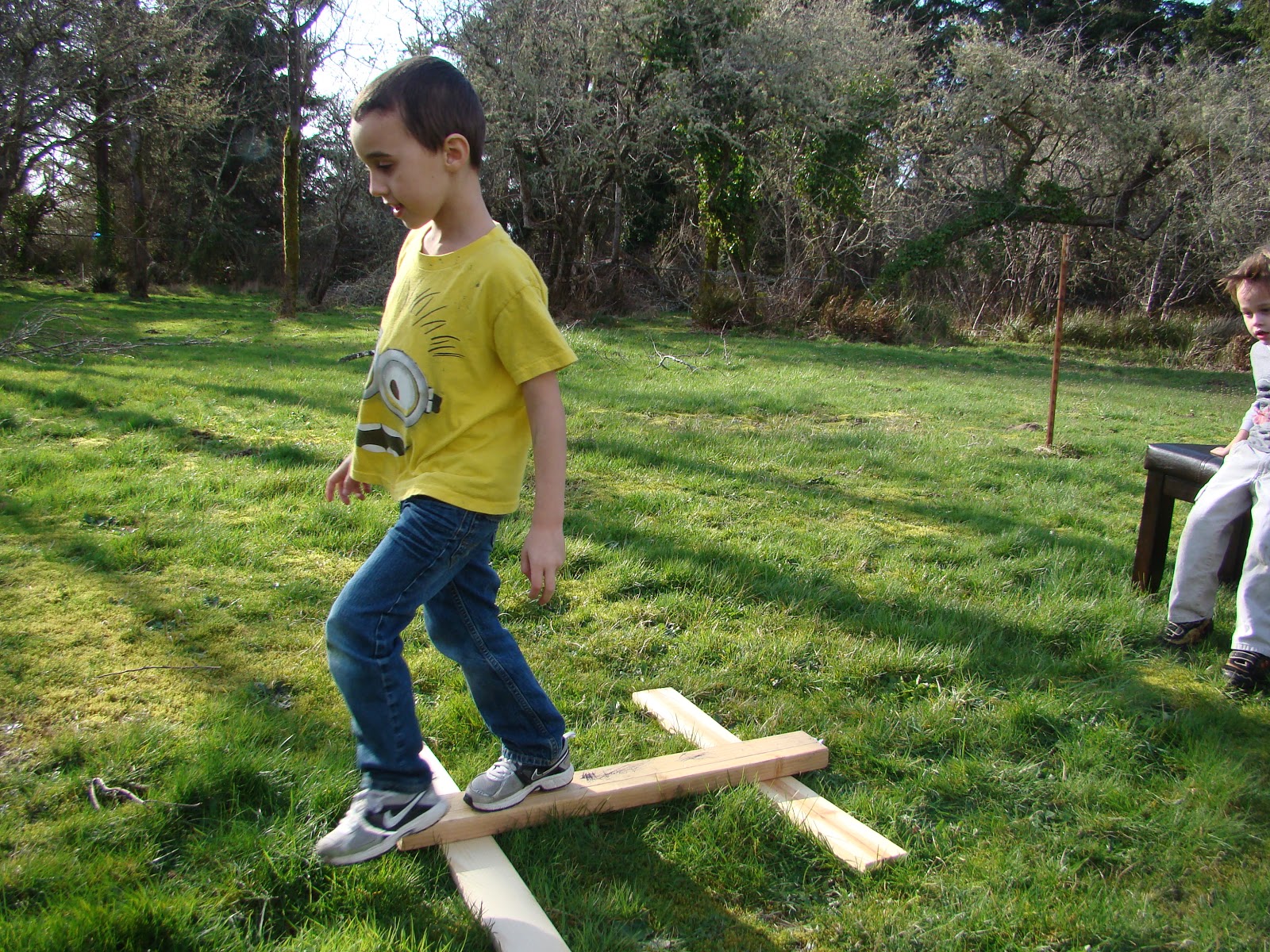The Ovard Family: Homemade Obstacle Course