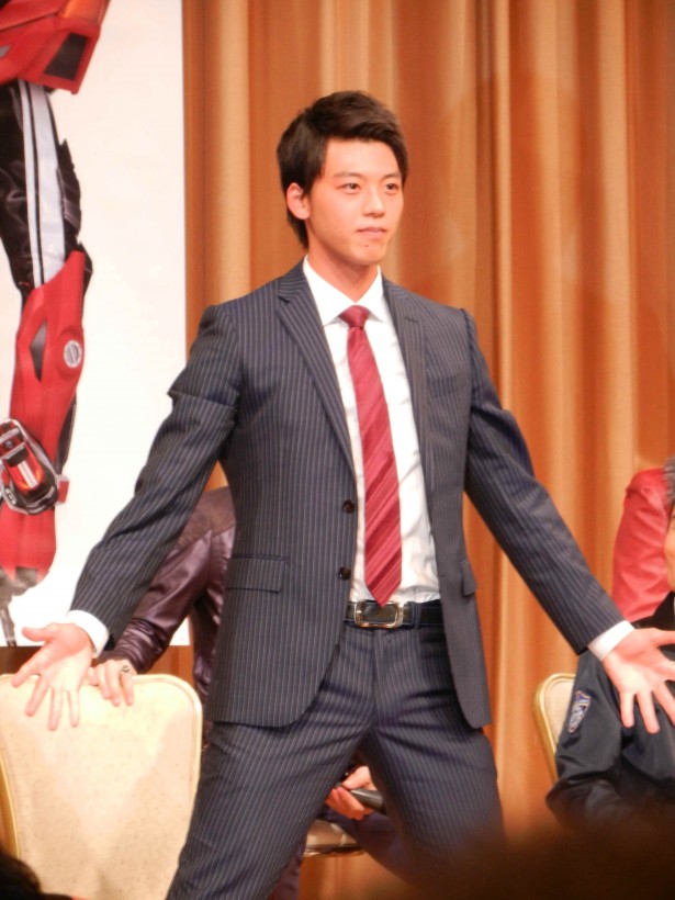 Henshin Grid: Attractive Actor: Ryoma Takeuchi