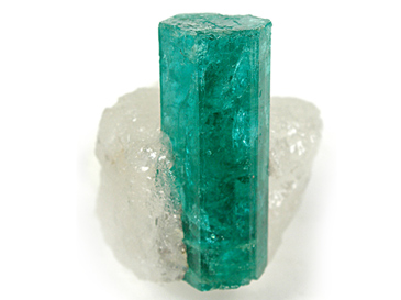 Mengenal Fakta Batu Zamrud